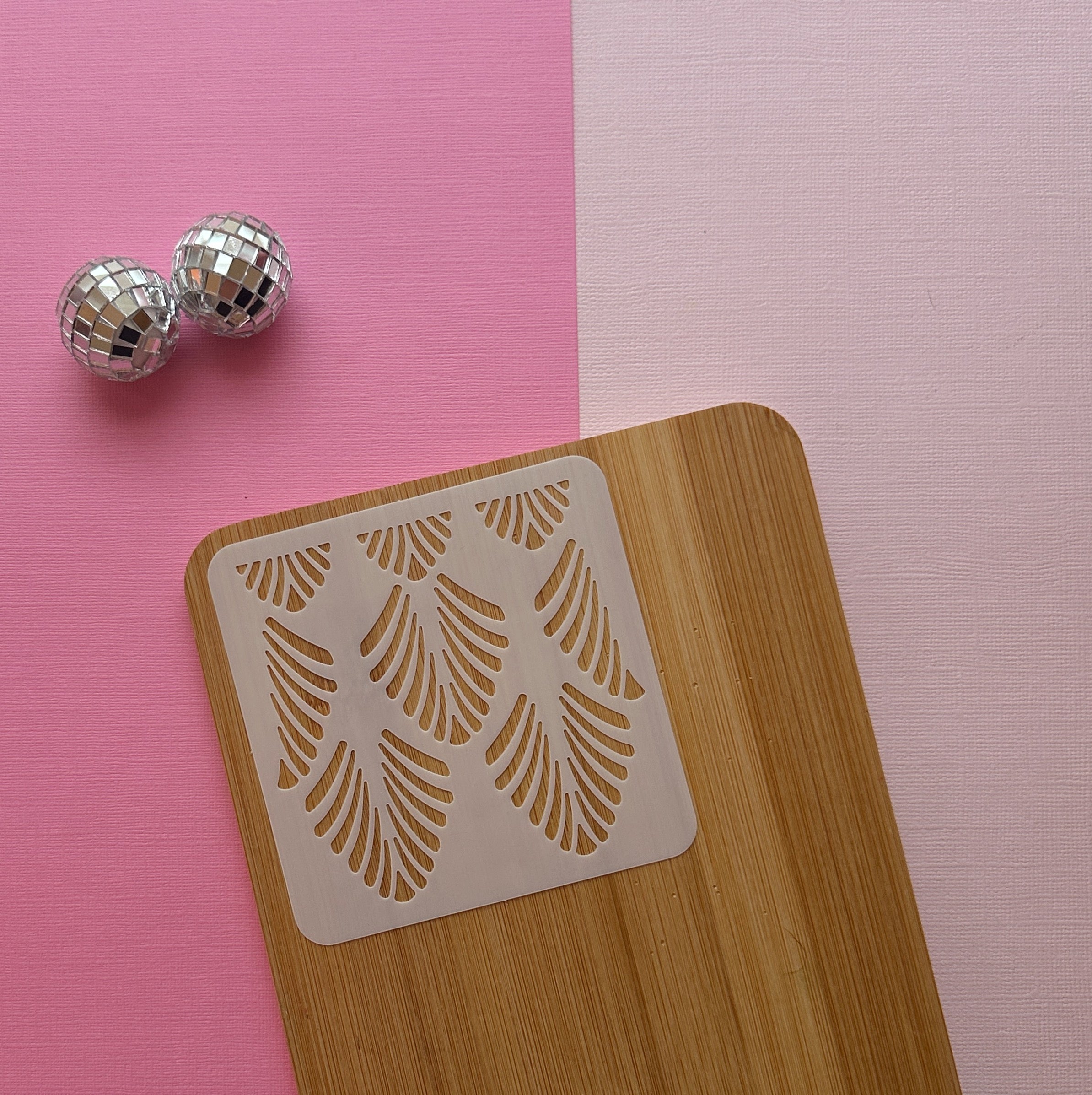 Moroccan Leaf Stencil – Easy Peasy Cutters